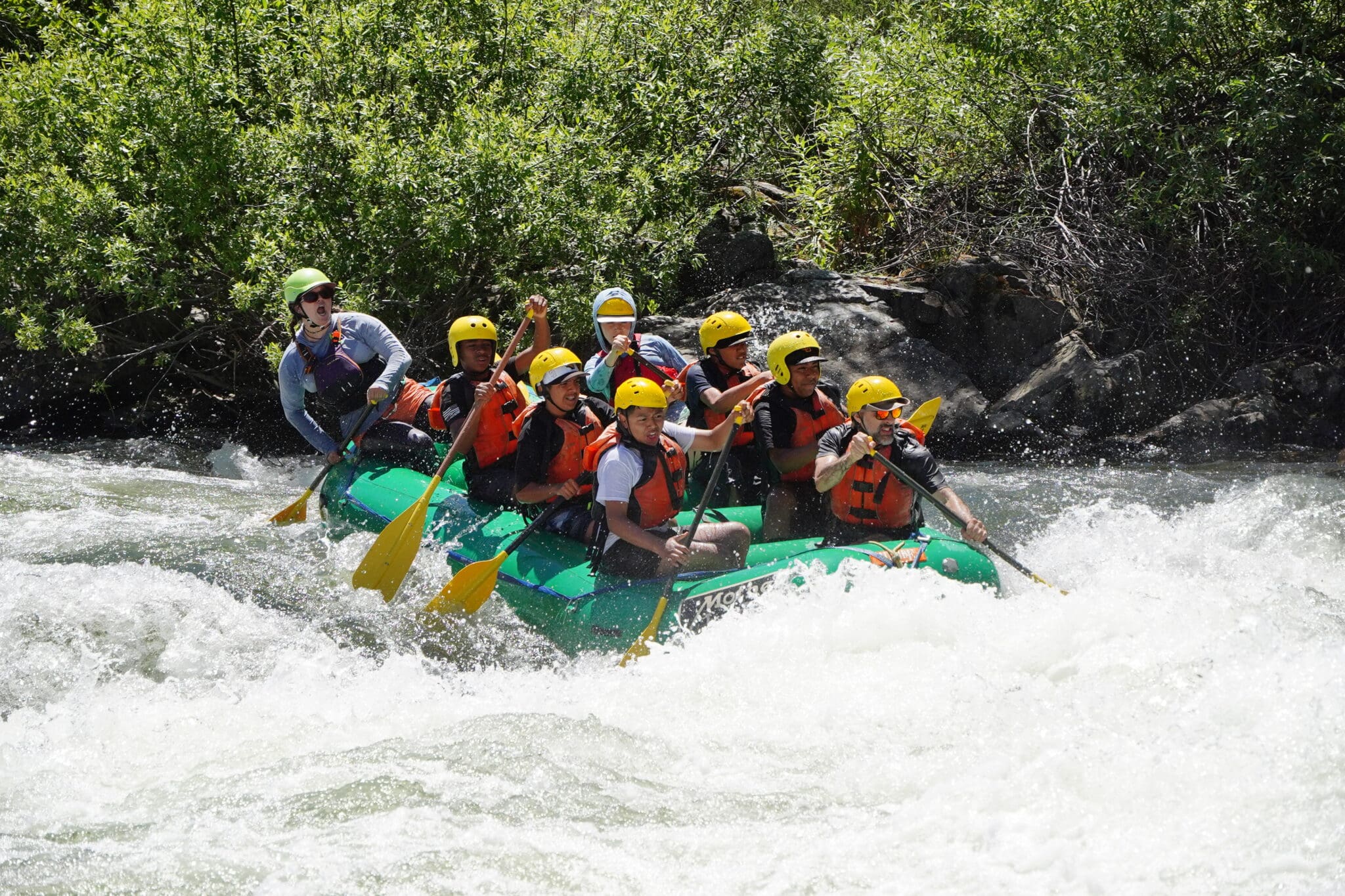 White Water Rafting on the American River – Best Rafting Trips!